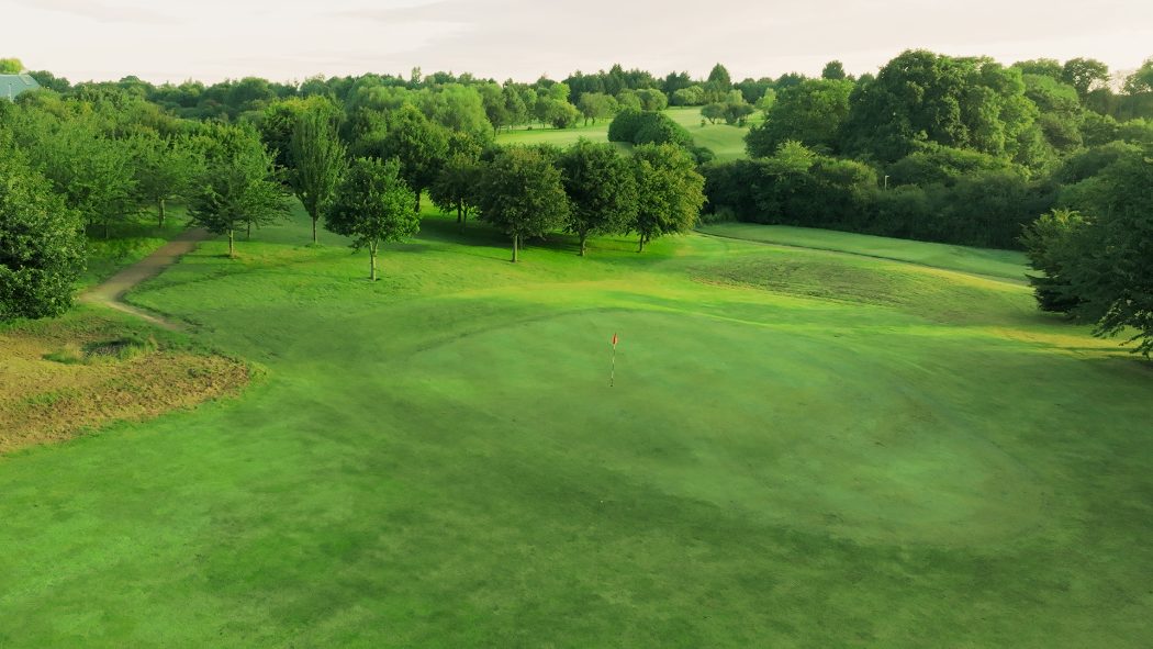 9 Hole Golf Course | Leicester | Enderby Leisure & Golf Course